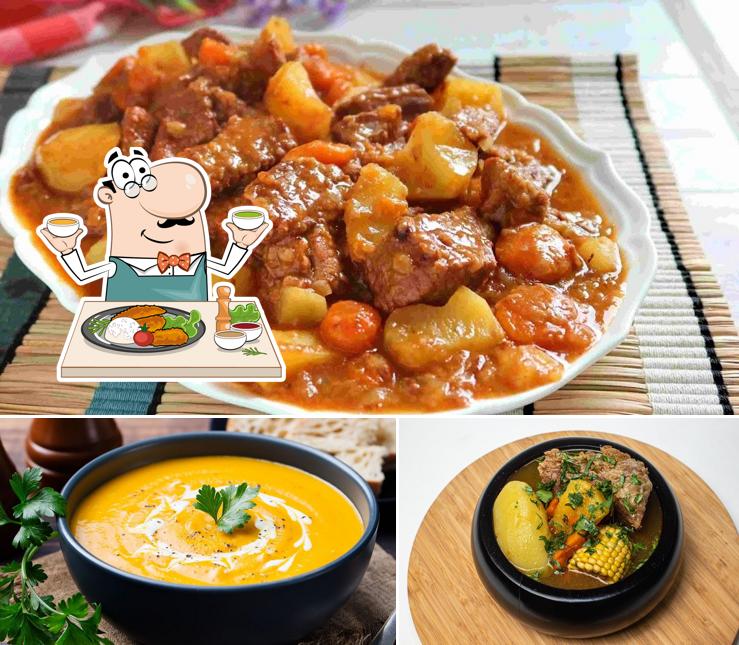 Latinos 239, Naples - Restaurant menu, prices and reviews
