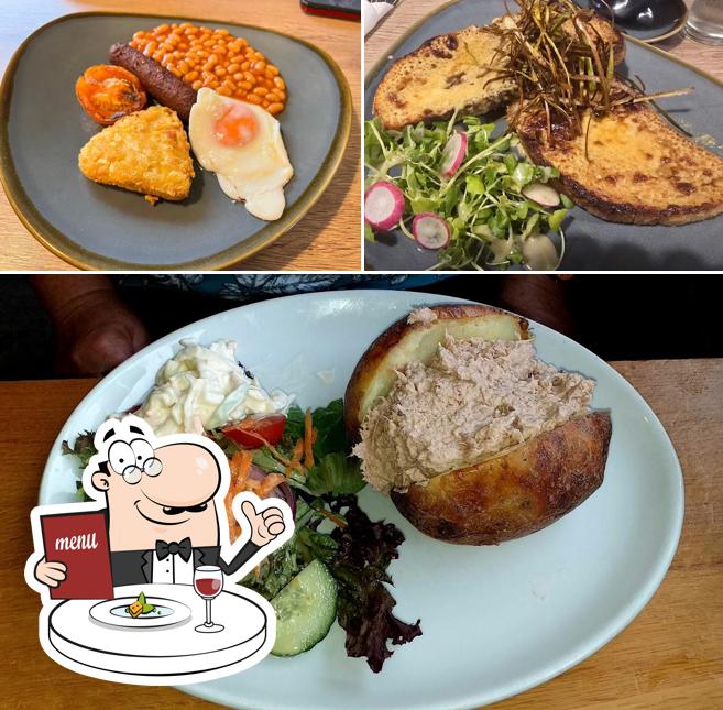 Three Trees Farm Shop & Cafe, Swindon - Restaurant menu, prices and reviews