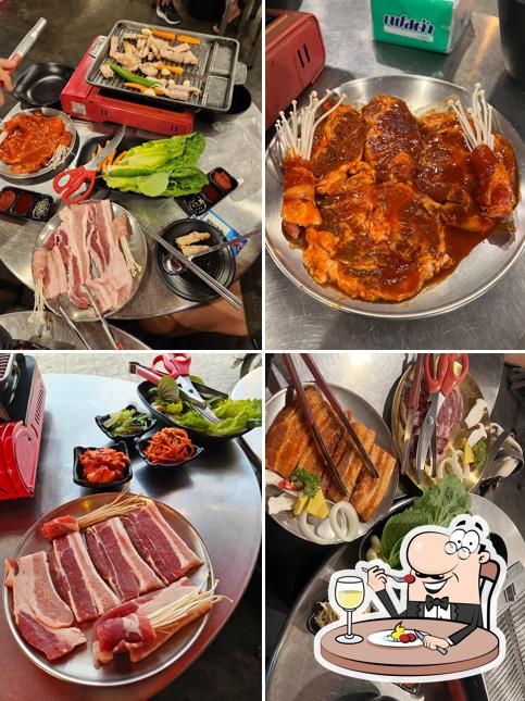 Geon-bae 건배 ปิ้งย่าง เกาหลี, Bangkok - Restaurant menu, prices and reviews