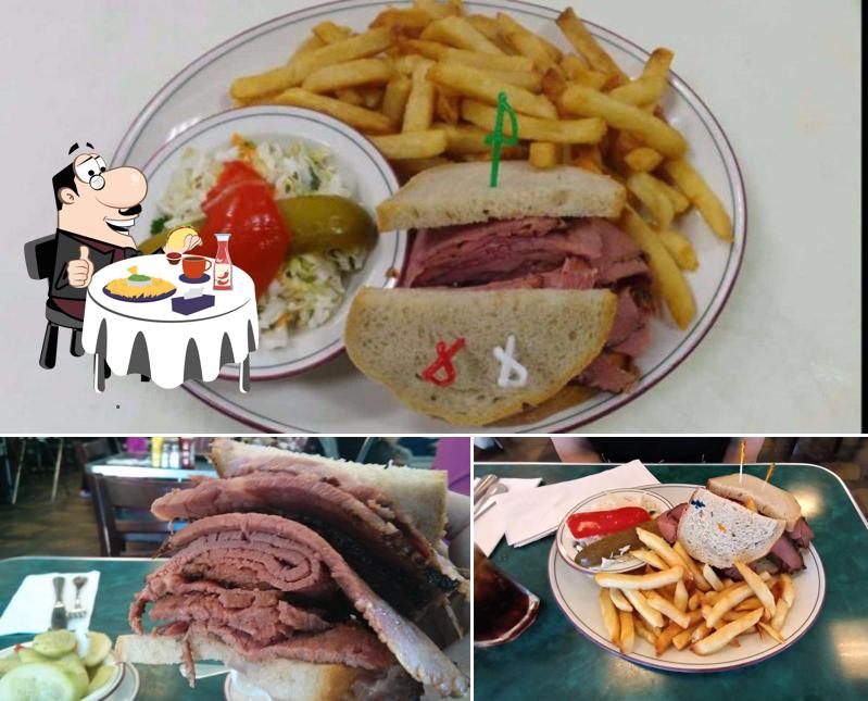 Centre Street Deli, Vaughan - Restaurant menu, prices and reviews