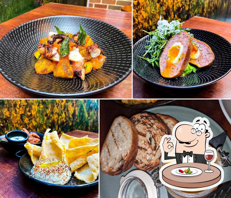 Lyric's Bar (Lyric Lane), Maylands - Restaurant menu, prices and reviews