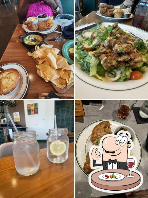 Fixins Soul Kitchen, Tulsa - Restaurant menu, prices and reviews