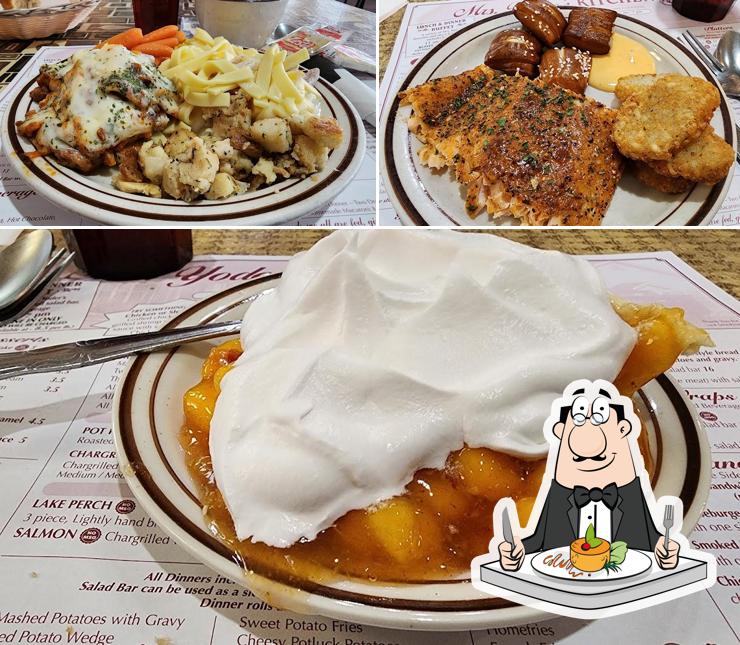 Mrs. Yoder's Kitchen, Mount Hope - Restaurant menu, prices and reviews