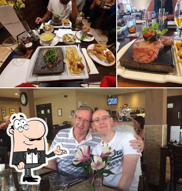 Summat to Ate Steak Restaurant & Function Rooms, Wigan - Restaurant ...