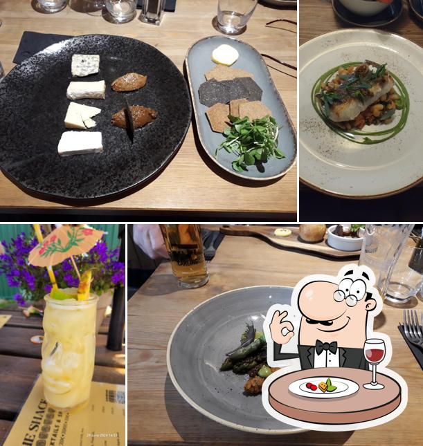 The Brook Inn, Redditch - Restaurant menu, prices and reviews