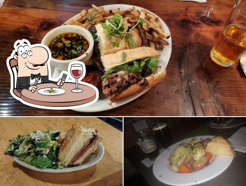 Train Wreck Bar & Grill, Burlington - Restaurant menu, prices and reviews