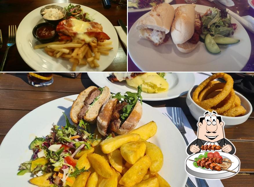 Inn on the Loch, Lanark - Restaurant menu, prices and reviews