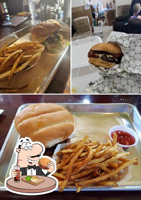 Treehouse Tavern, Bent Mountain - Restaurant menu, prices and reviews
