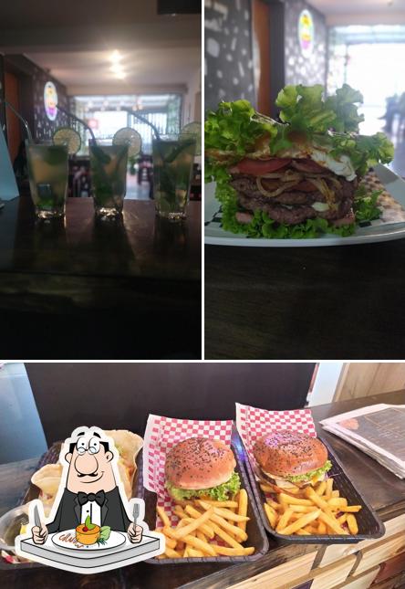 1022 Burger Station, Bogotá - Restaurant menu, prices and reviews