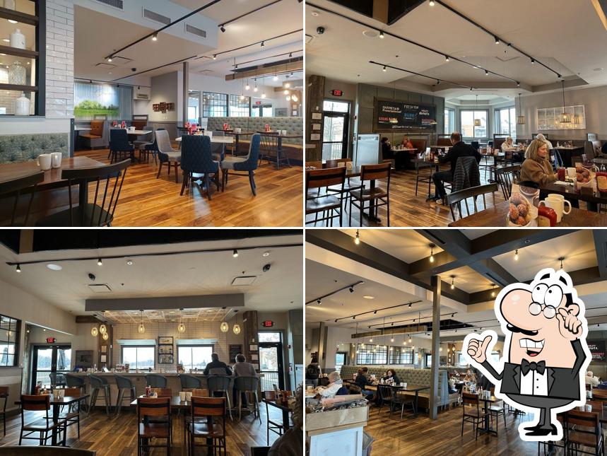 Best restaurants in Geneva Commons Mall - Restaurant Guru