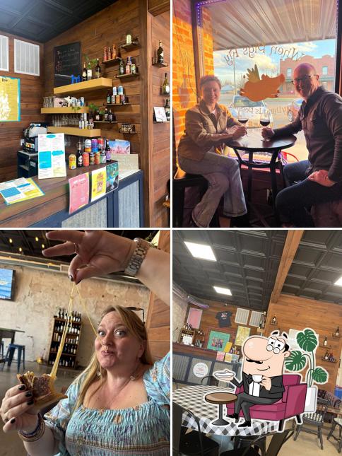 When Pigs Fly Tuscola, Tuscola - Restaurant menu, prices and reviews