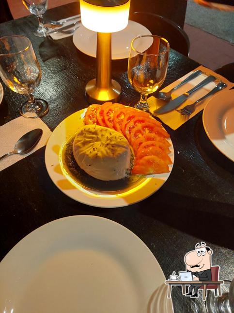 HQ Compound, Davao City - Restaurant menu, prices and reviews
