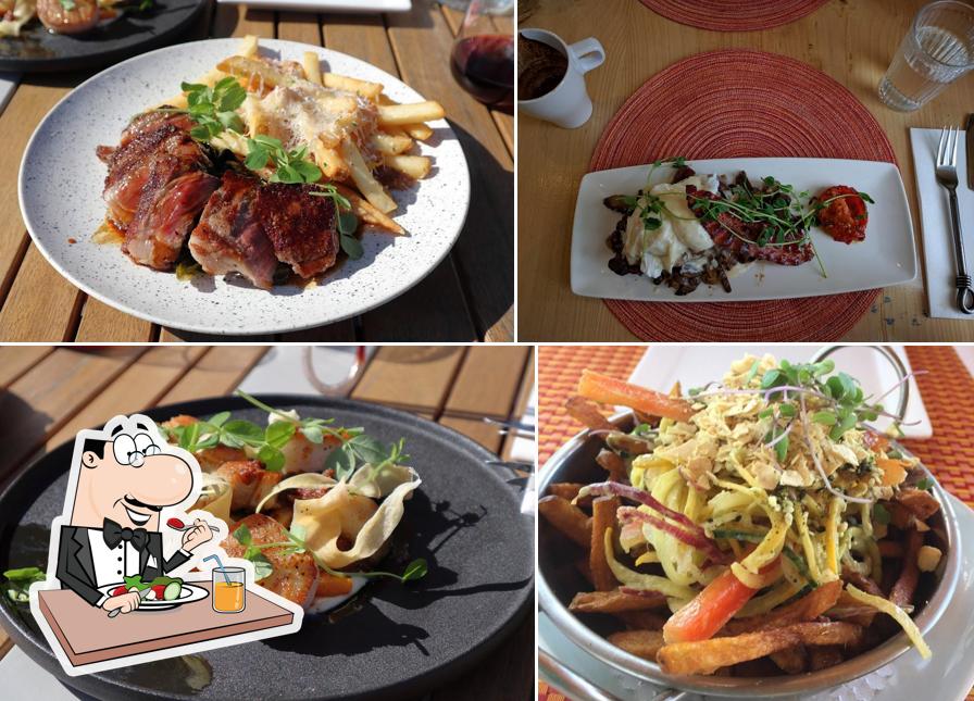 Top 5 restaurants with smoked chicken in Lincoln, Ontario, december ...