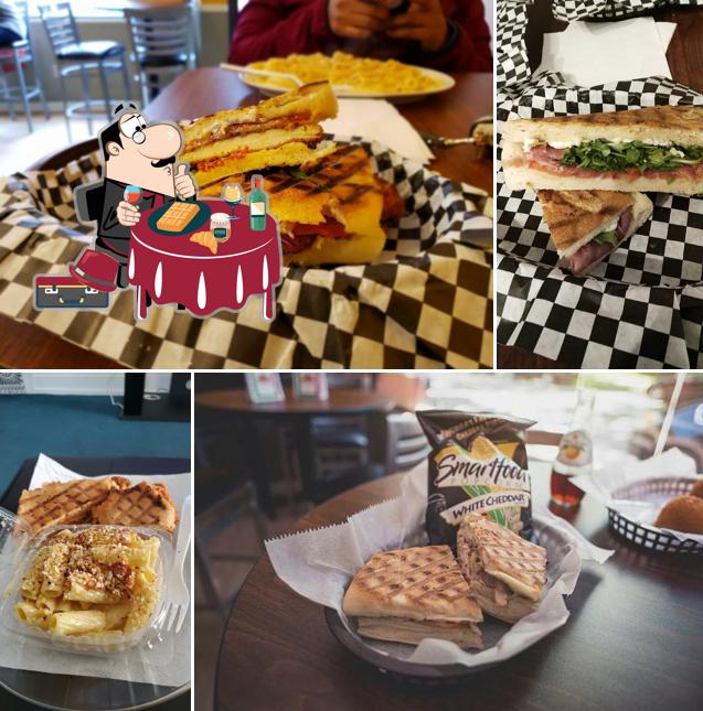 Park Avenue Paninoteca, Rochester - Restaurant menu, prices and reviews
