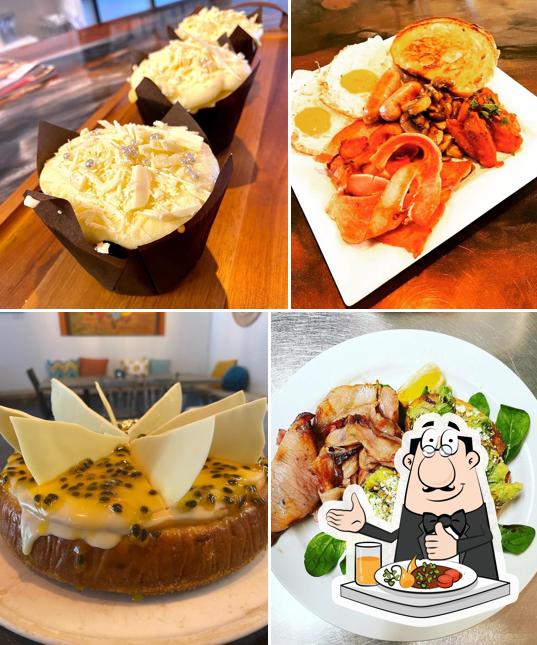 The Lakes Edge Cafe, Berkeley Vale - Restaurant menu, prices and reviews
