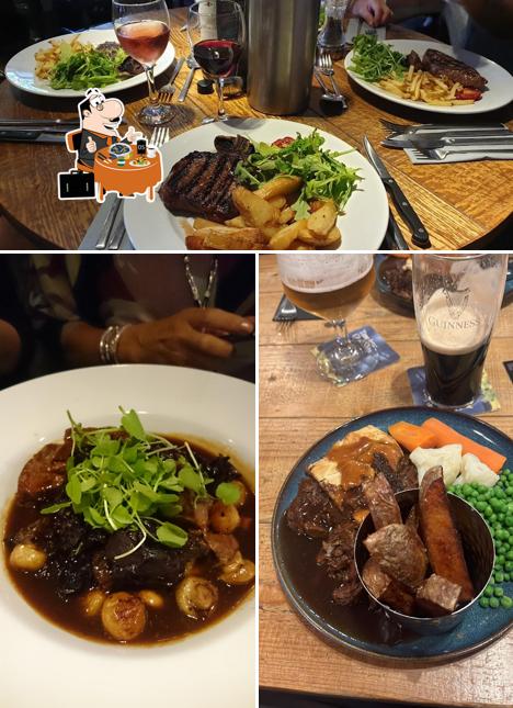 The Three Houses, Wakefield - Restaurant menu, prices and reviews