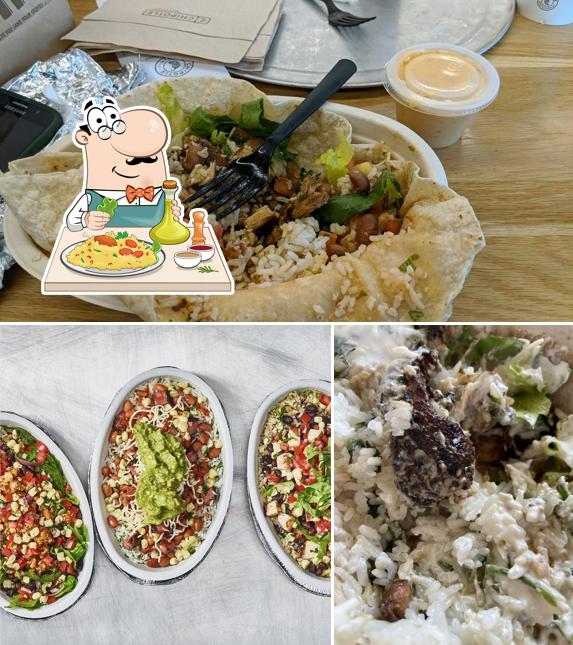 Chipotle Mexican Grill, New Philadelphia - Restaurant menu, prices and ...