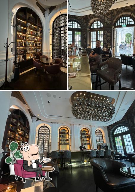 Writers Bar, Singapore - Restaurant menu, prices and reviews
