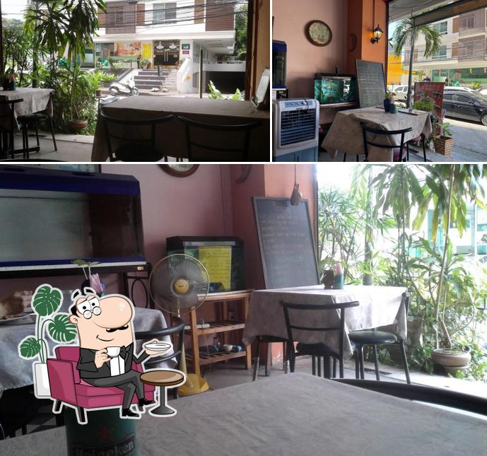 Easy Corner (Banh mi fusion CNX), Chiang Mai - Restaurant menu, prices ...