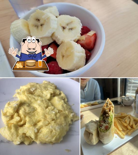 Triple Berry Café, Elgin - Restaurant menu, prices and reviews