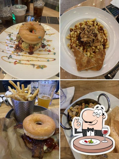 Full Tilt Tavern, Bloomington - Restaurant menu, prices and reviews