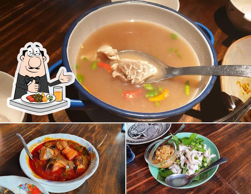 Sri Trat Restaurant and Bar, Bangkok - Restaurant menu, prices and reviews