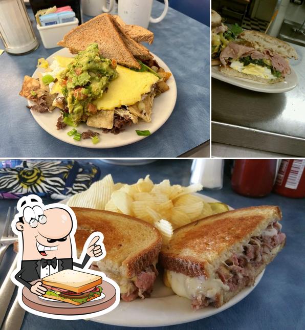 Cross Keys Diner, Doylestown - Restaurant menu, prices and reviews
