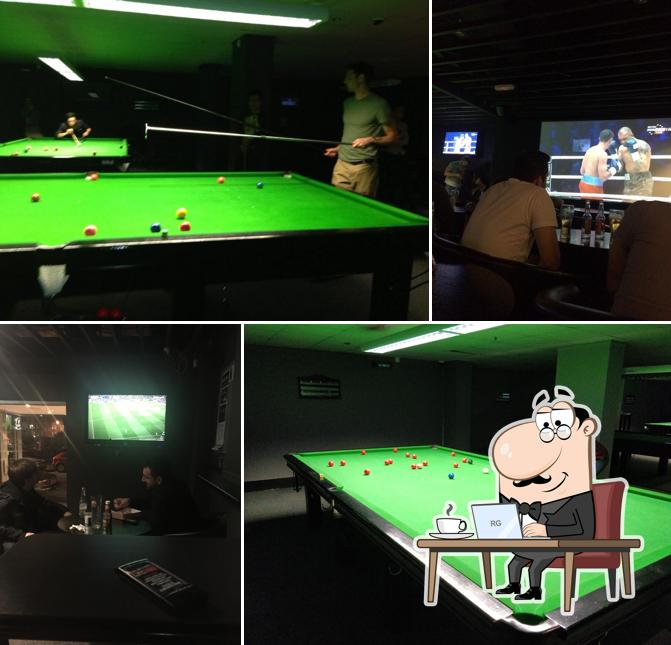 Rileys Sports Bar Victoria, London - Restaurant menu, prices and reviews