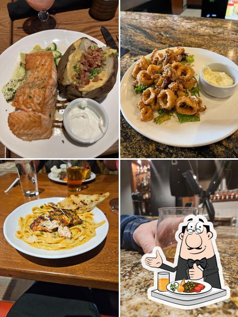 EdgeWater Dining and Spirits, Burley - Restaurant menu, prices and reviews