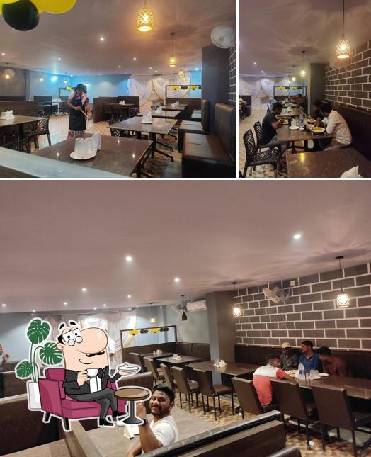 Delicious food delivery in Palasa