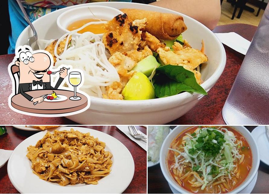 Plia's Kitchen, Green Bay - Restaurant menu, prices and reviews