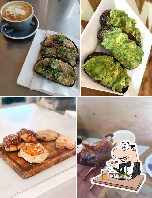Cat & Cloud Coffee, Santa Cruz - Restaurant menu, prices and reviews