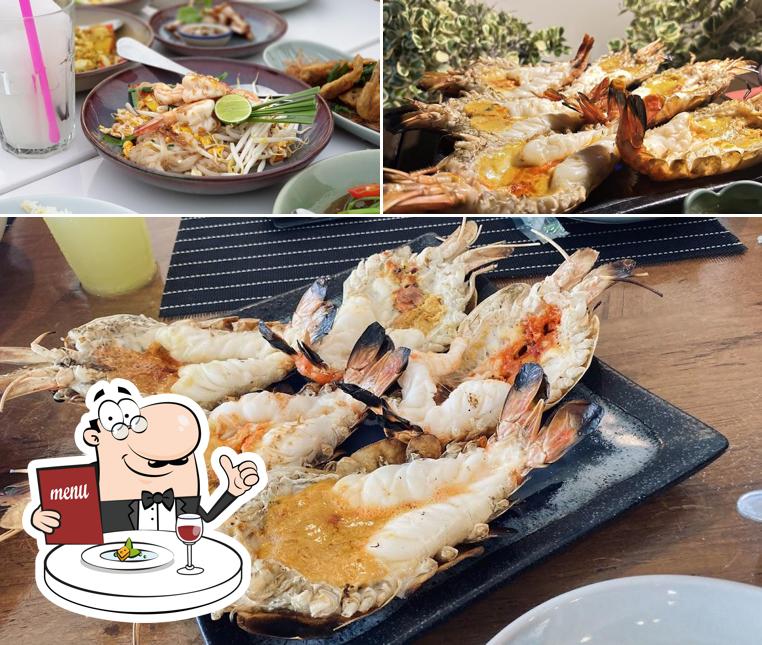 Chom Arun, Bangkok, Sanam Chai - Restaurant menu, prices and reviews