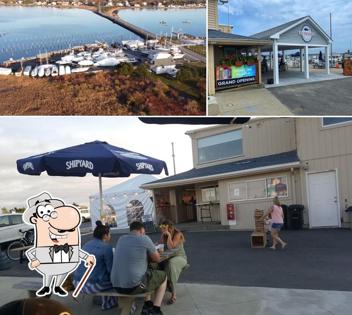 Off the Hook Bar & Grill, Fairhaven - Restaurant menu, prices and reviews