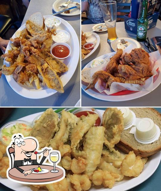 Club 81 Too, Chicago - Restaurant menu, prices and reviews