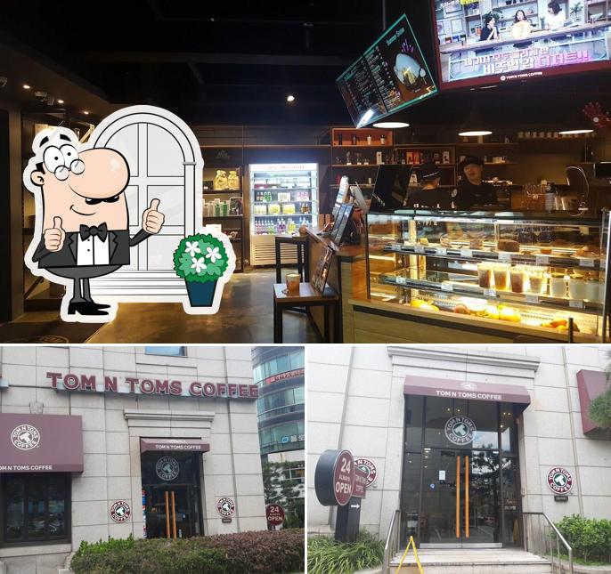 Tom N Toms Coffee, Seoul, Apgujeongrodeo - Restaurant menu, prices and ...