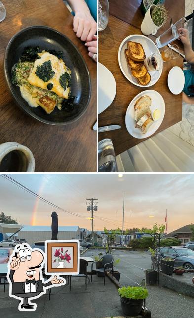 Fox & Monocle Cafe, North Saanich - Restaurant menu, prices and reviews