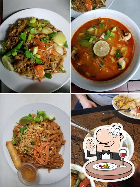 Bo's Authentic Thai Cuisine, Barrie - Restaurant menu, prices and reviews