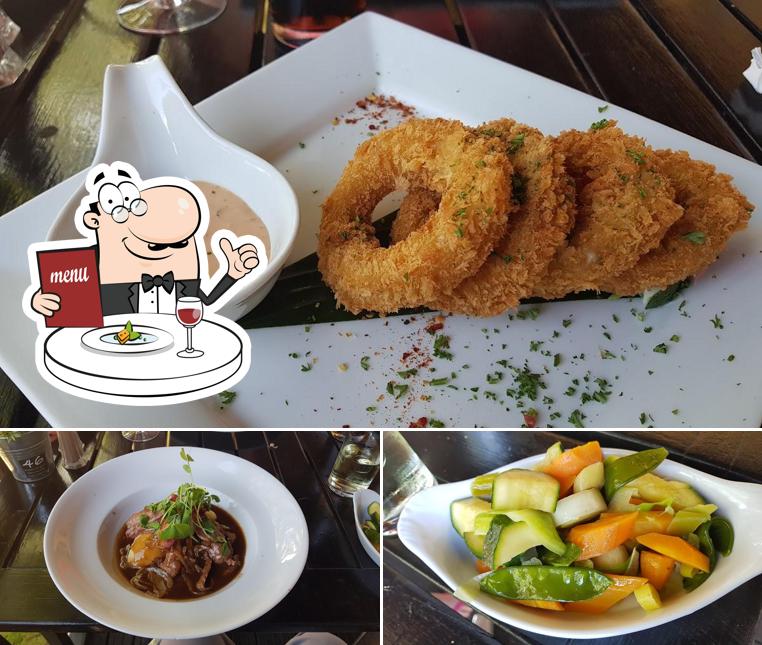 The Royal Oak The Grumpy Mole Oxted, Oxted - Restaurant menu, prices ...