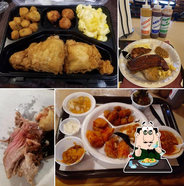 Mutts BBQ Restaurant, Greer - Restaurant menu, prices and reviews