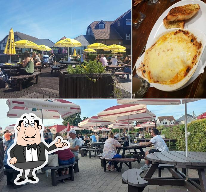 The Oysterfleet Hotel, Restaurant & Bar, Canvey Island - Restaurant ...