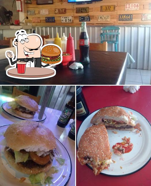Classic Burger, Saltillo - Restaurant menu, prices and reviews