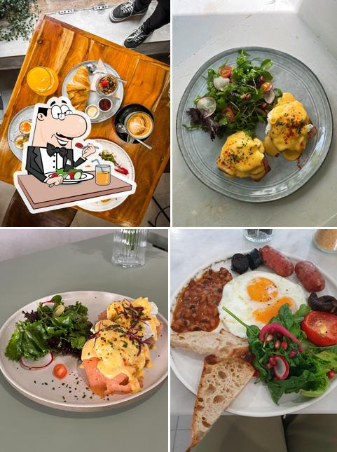 Lou's Cafe, Lisbon - Restaurant menu, prices and reviews