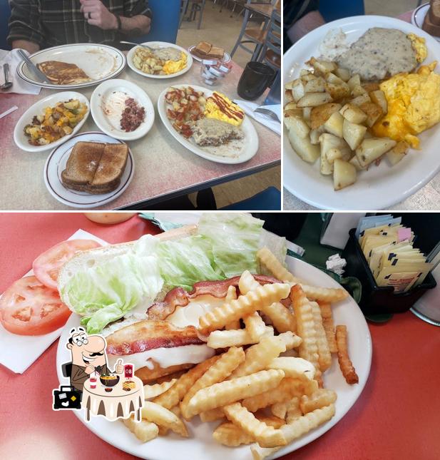 Crossroads Diner, Watertown - Restaurant menu, prices and reviews