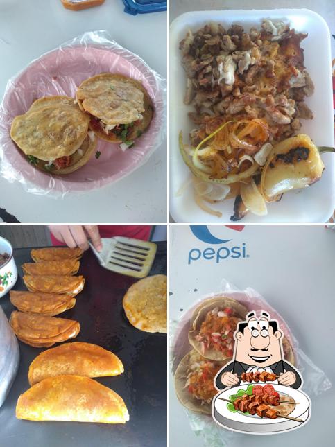 Tacos Carnitas Gil Y Gil, La Alameda - Menú del restaurante, precios y ...