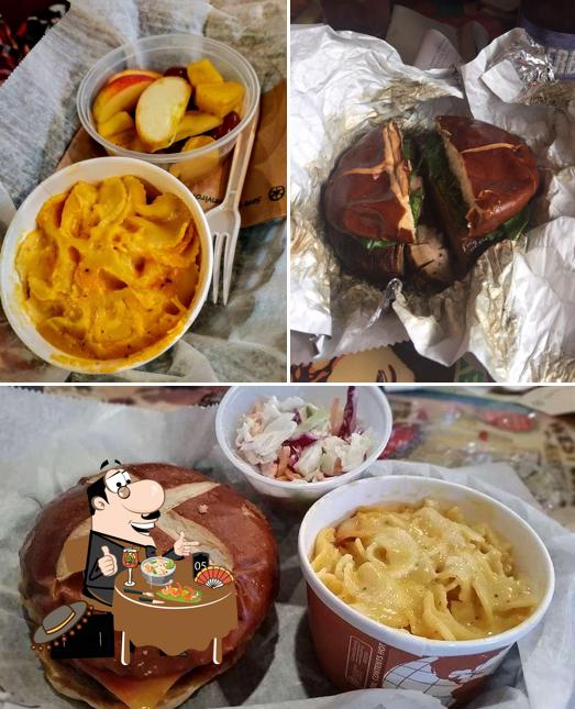 Tickle Pickle Restaurant, Cincinnati - Restaurant menu, prices and reviews