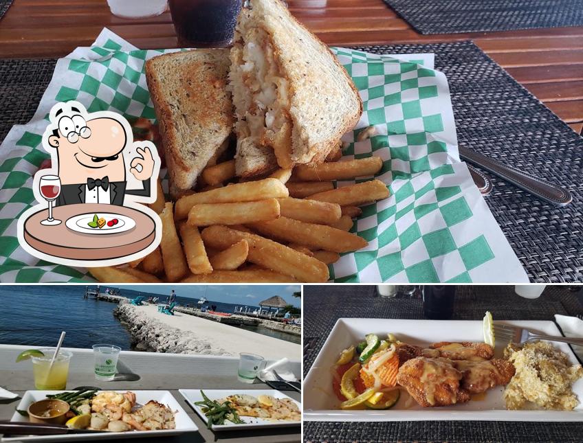 Snook's Bayside Restaurant & Grand Tiki Bar, Key Largo - Restaurant ...