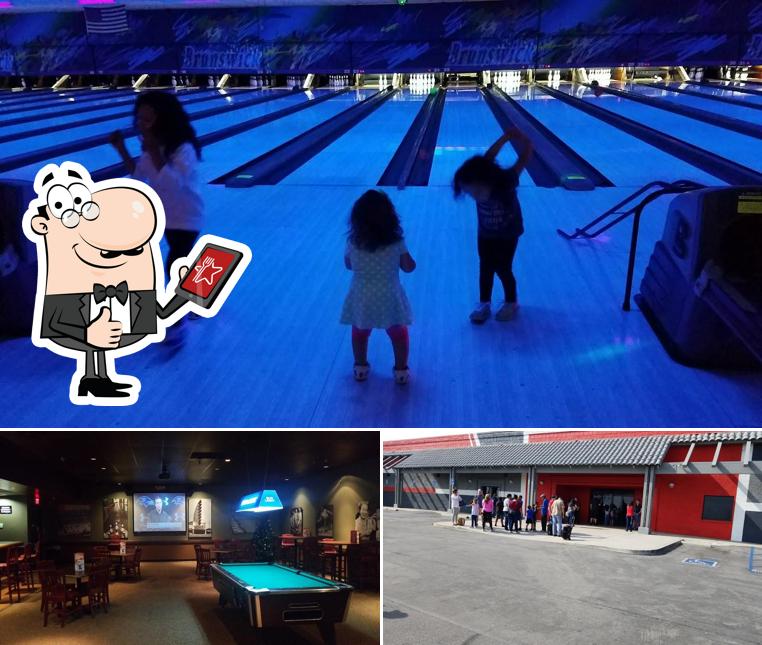 Bowlero Upland, Upland - Restaurant menu, prices and reviews