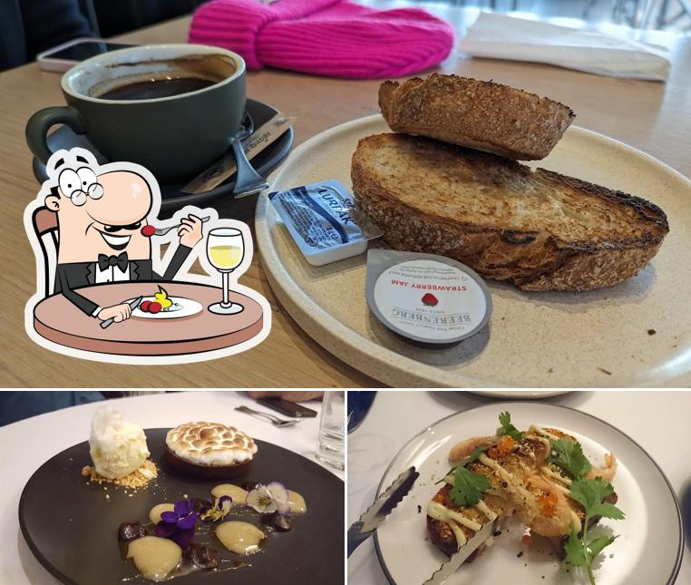 The Lion Hotel, North Adelaide - Restaurant menu, prices and reviews