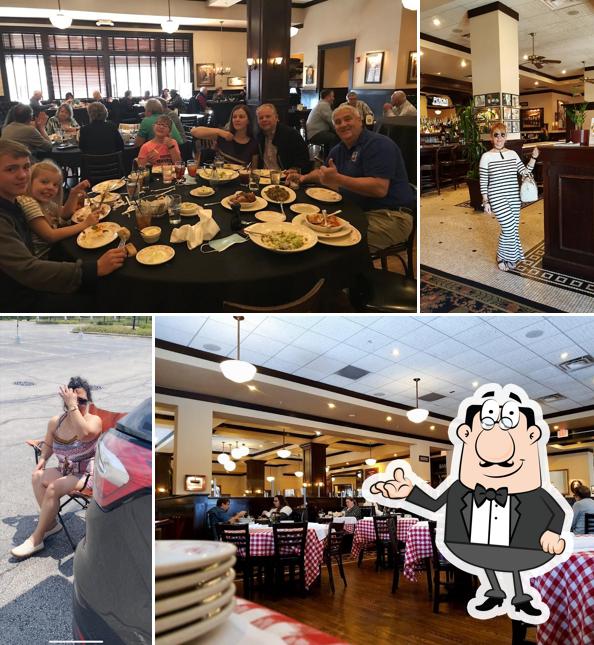 Maggiano's Little Italy, Naperville - Restaurant menu, prices and reviews
